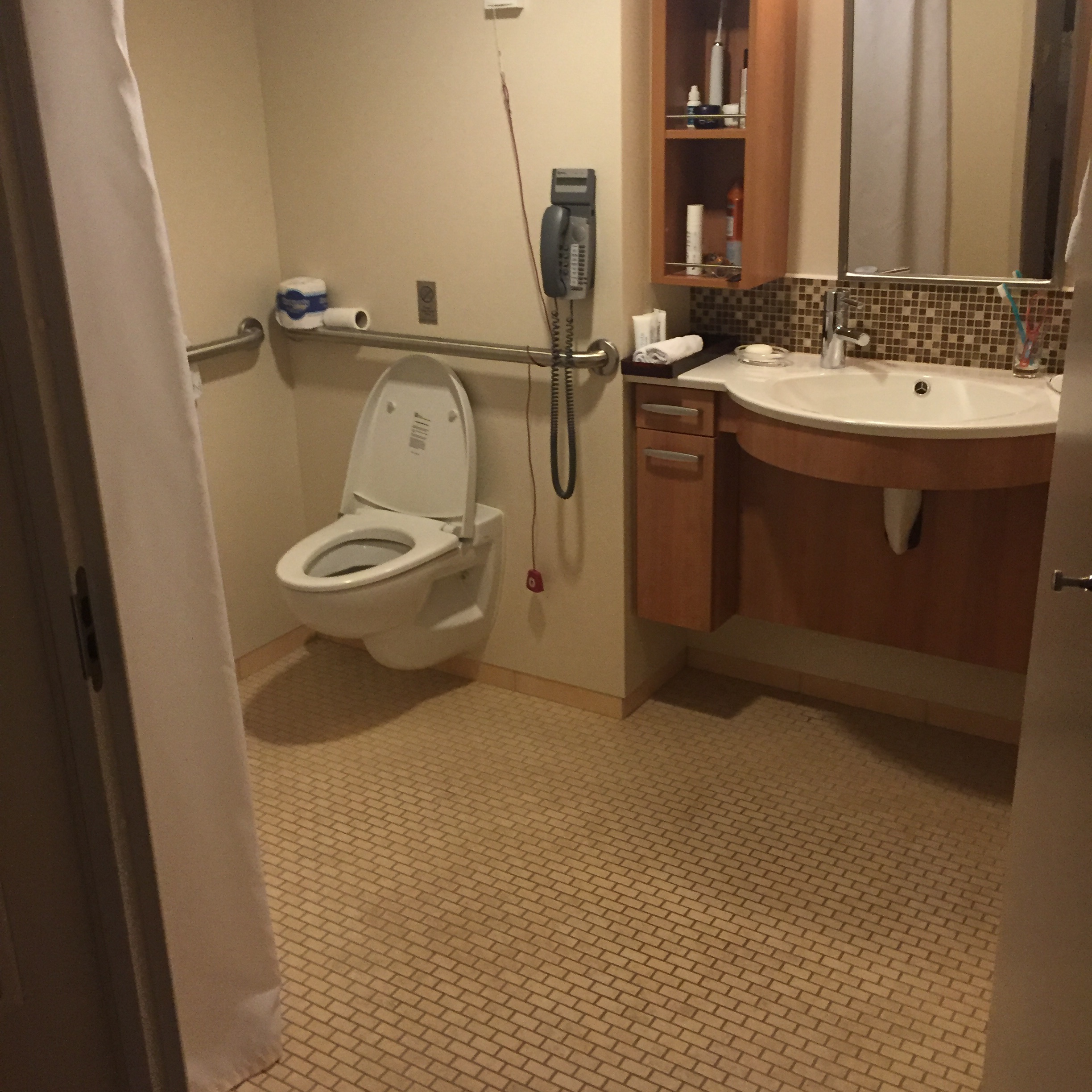 Interior Stateroom, Cabin Category 10, Celebrity Reflection