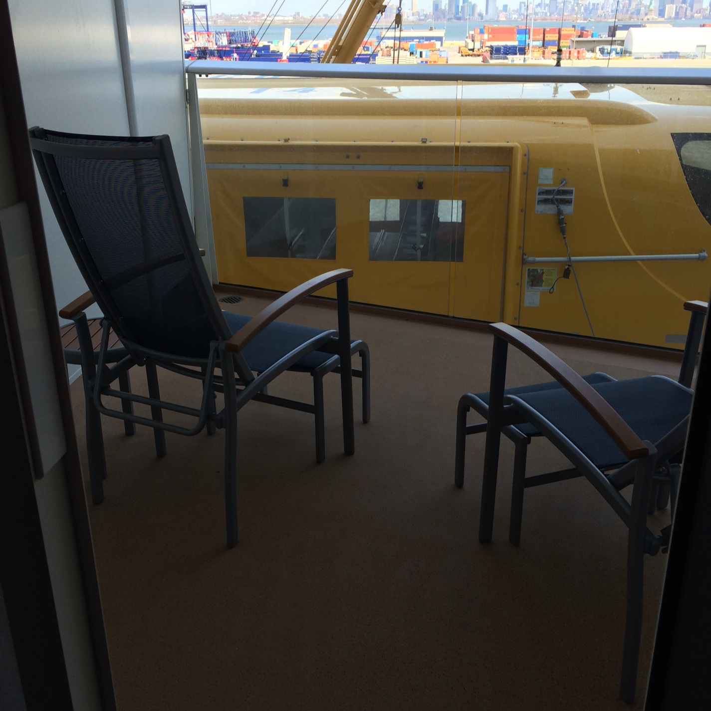 Deluxe Obstructed Oceanview Stateroom with Balcony, Cabin Category DO ...