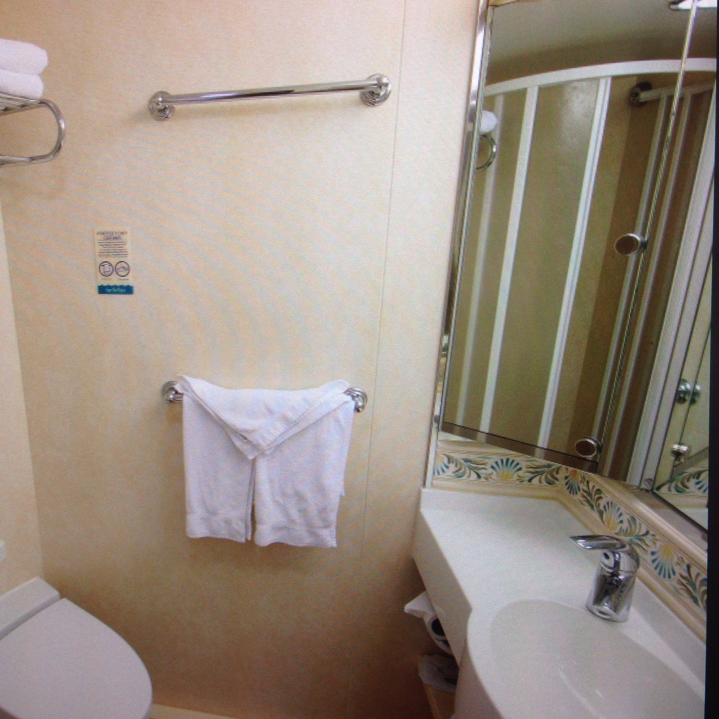 Deluxe Balcony Stateroom, Cabin Category DA, Royal Princess