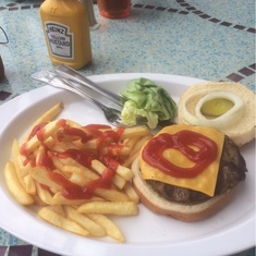 Carnival Splendor Dining: Restaurants and Food - Cruiseline.com