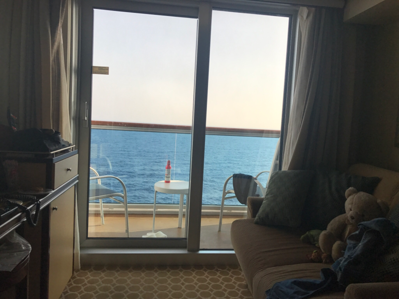 Deluxe Balcony Stateroom, Cabin Category DF, Royal Princess