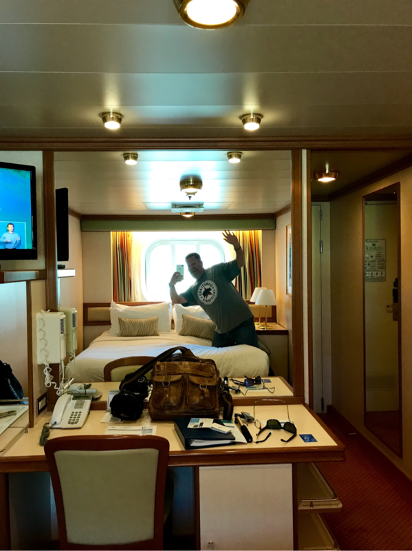 Oceanview Stateroom, Cabin Category OF, Ruby Princess