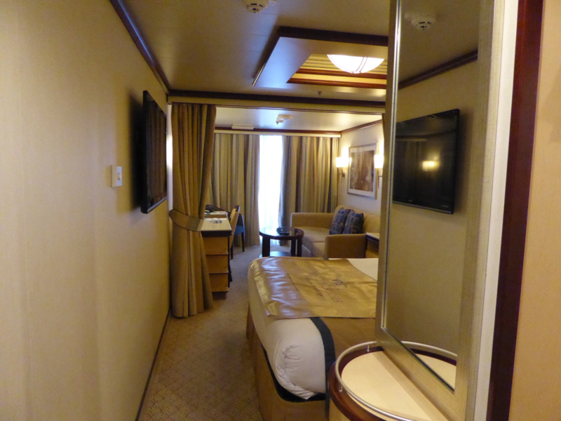Suite B404 on Royal Princess, Category MA