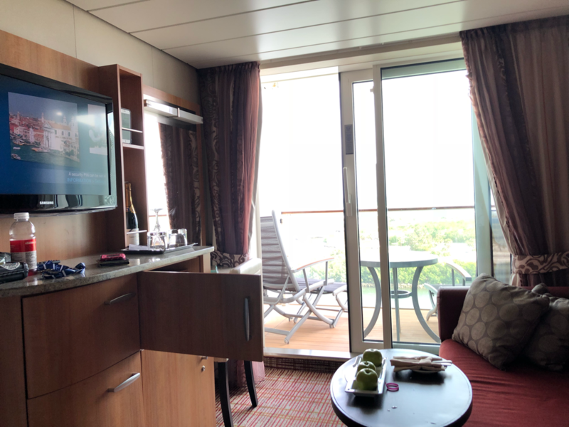 Balcony Cabin 1008 on Celebrity Silhouette, Category C3