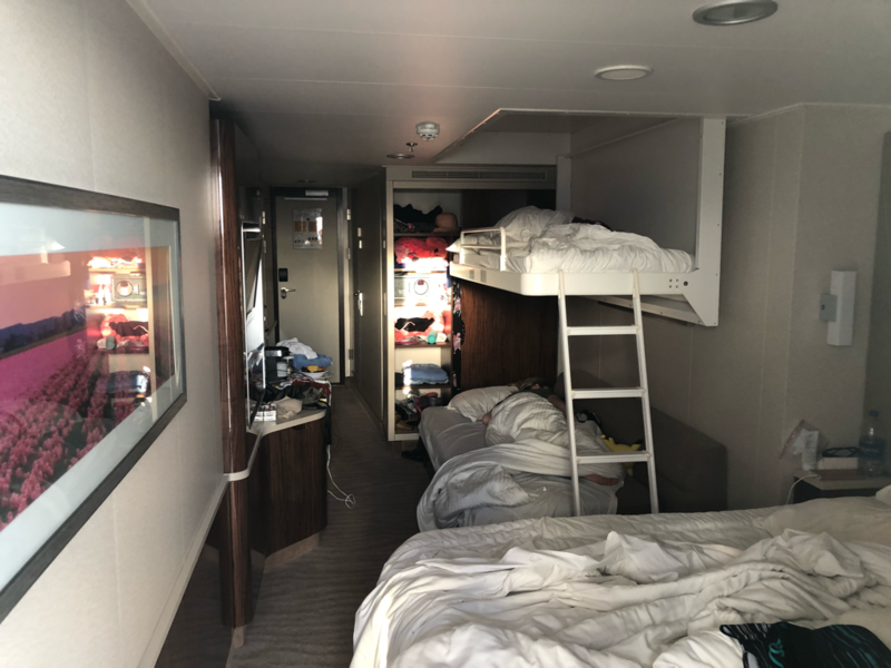 Family Mini-Suite with Balcony, Cabin Category M2, Norwegian Getaway