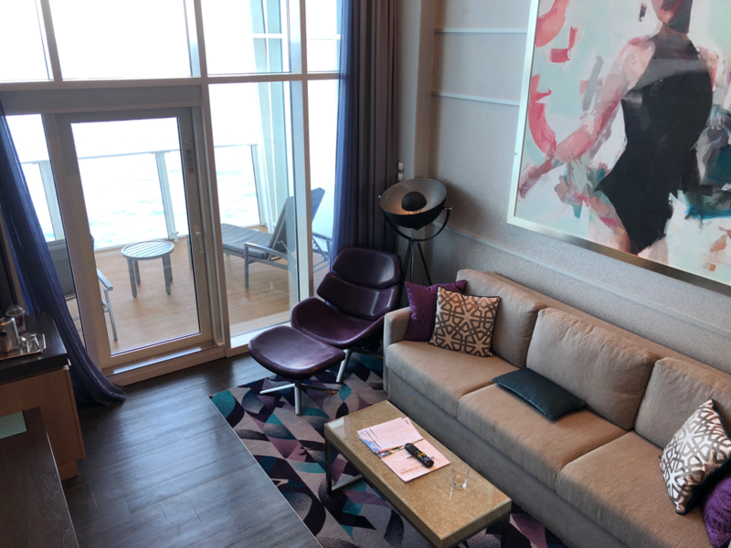 Crown Loft Suite with Balcony, Cabin Category L1, Harmony of the Seas