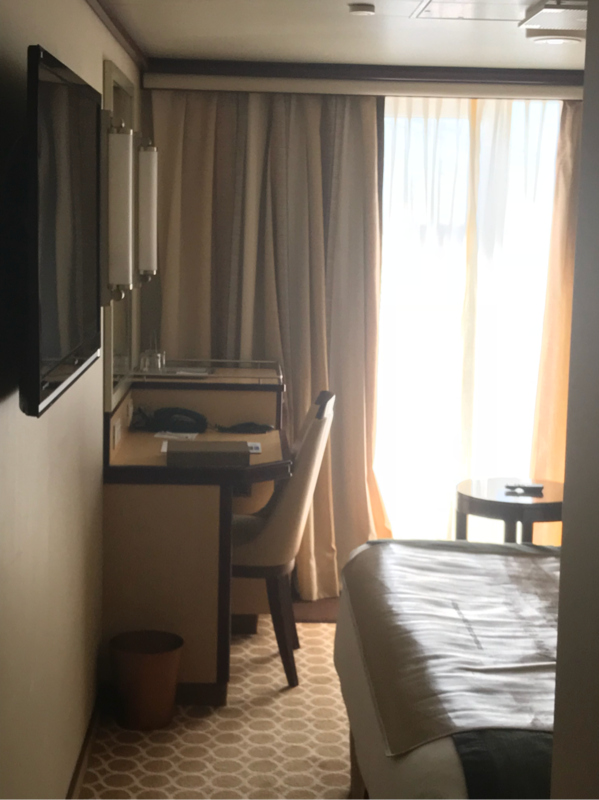 Premium Deluxe Balcony Stateroom, Cabin Category D4, Royal Princess