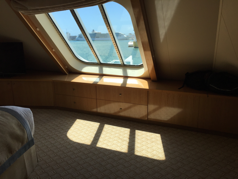 Suite D121 on Royal Princess, Category WW