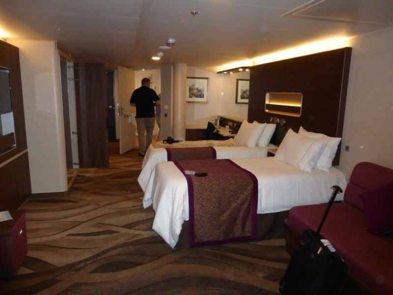 Family Oceanview with Large Picture Window, Cabin Category 2O ...