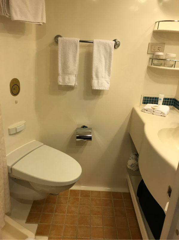 Balcony Stateroom, Cabin Category T4, Ruby Princess