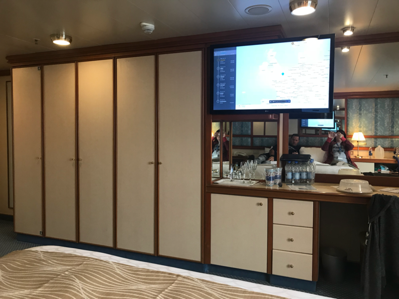 Premium Balcony Stateroom, Cabin Category B2, Sapphire Princess