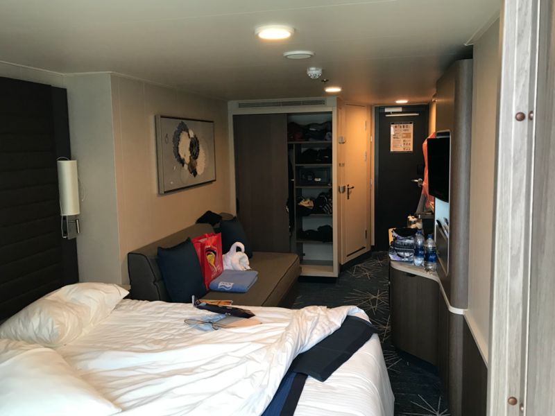 Mid-Ship Balcony Stateroom, Cabin Category SU, Norwegian Bliss
