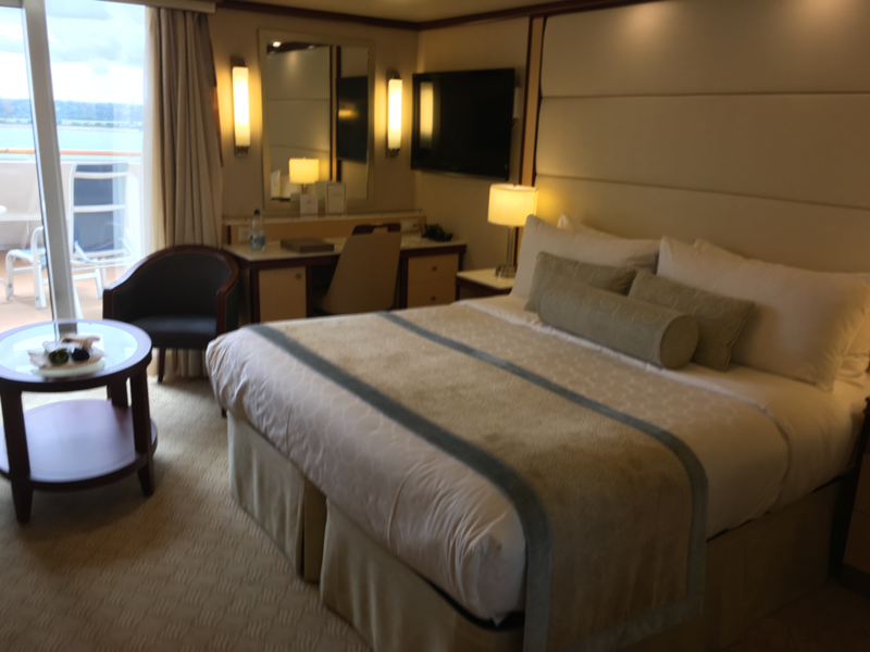 Premium Mini-Suite, Cabin Category M6, Royal Princess