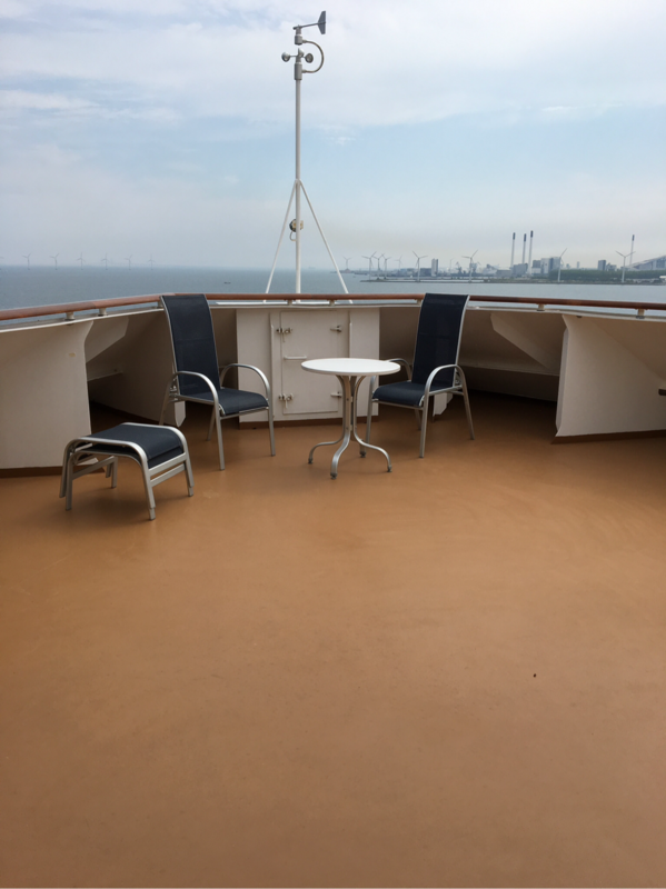 Suite M108 on Regal Princess, Category M6