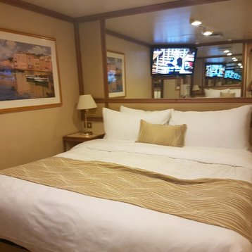 Crown Princess Cabins and Staterooms
