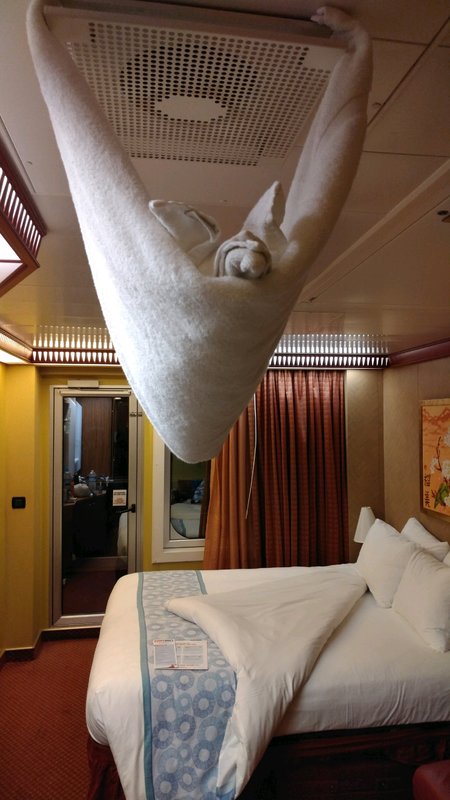 Cloud 9 Spa Balcony Stateroom, Cabin Category 89, Carnival Splendor