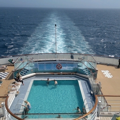 Queen Mary 2 Features and Amenities - Cruiseline.com