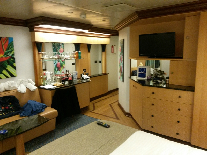 Suite 7363 on Carnival Magic, Category U3