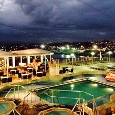 Zuiderdam Features and Amenities - Cruiseline.com