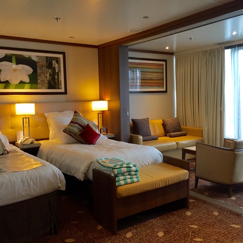 Suite 12026 on Norwegian Dawn, Category LO