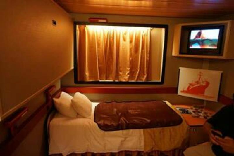 Inside Cabin M220 on Carnival Paradise, Category 4B