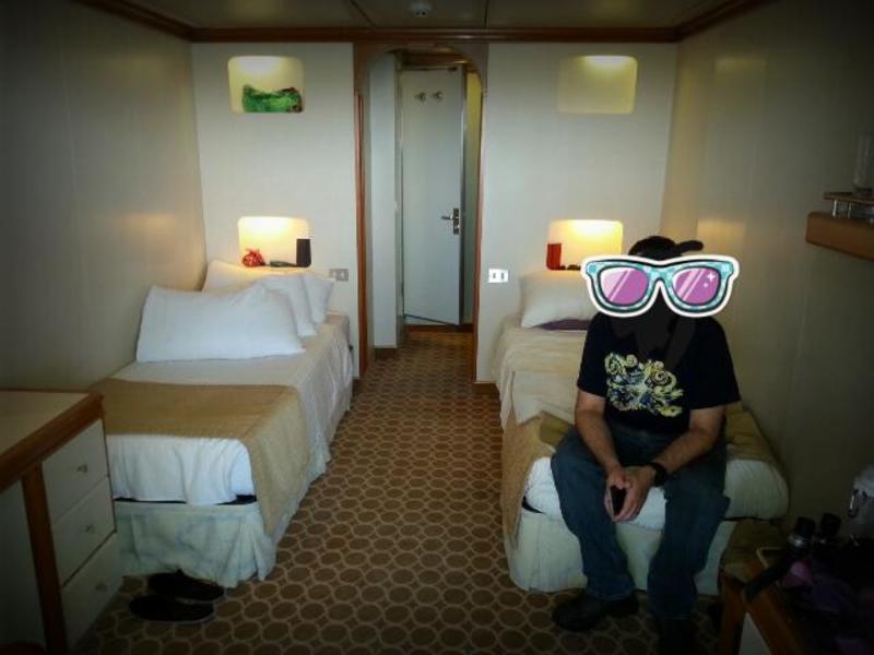Balcony Stateroom, Cabin Category SV, Grand Princess