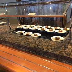 Queen Elizabeth Features and Amenities - Cruiseline.com