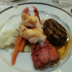 Volendam Dining: Restaurants and Food - Cruiseline.com