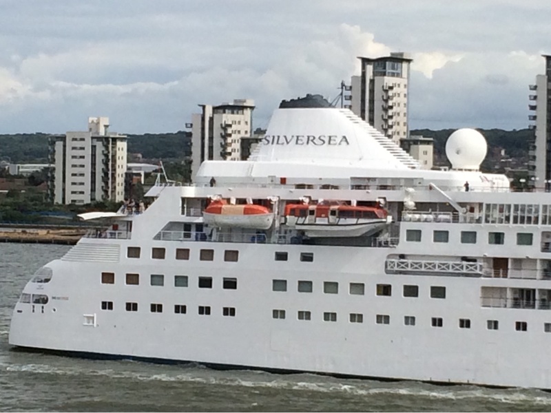 Silver Wind - Reviews and Photos