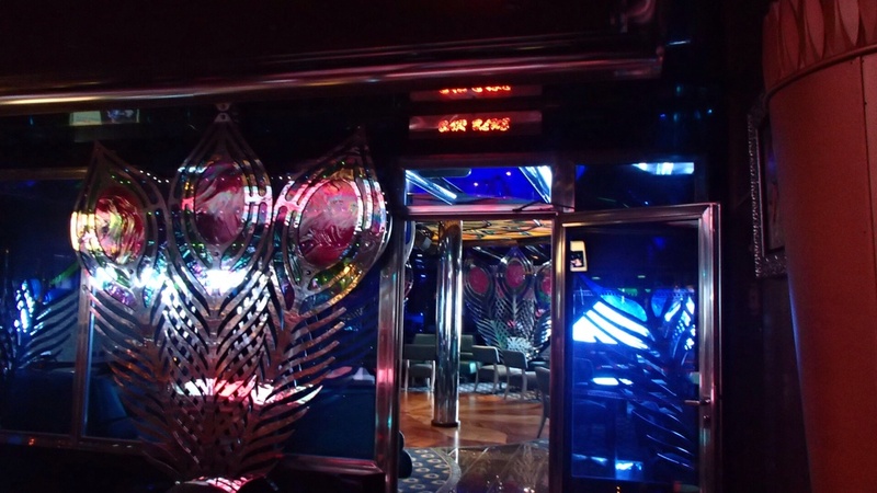 Carnival Glory Features and Amenities