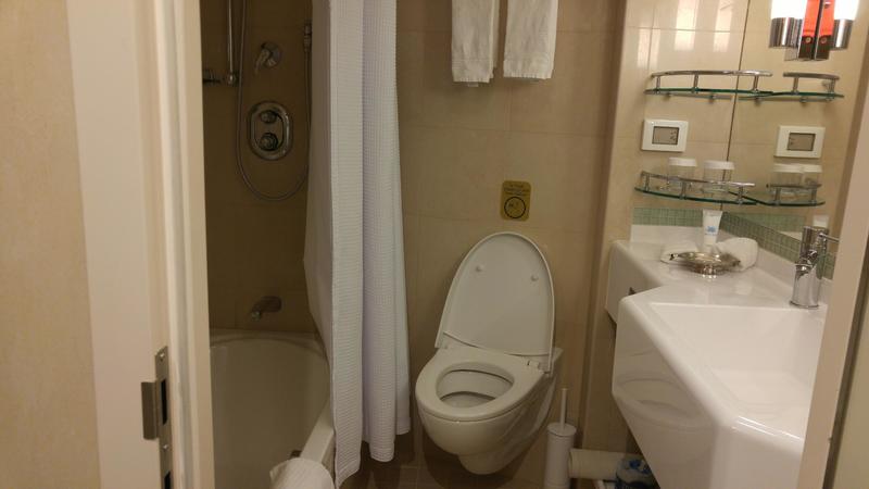 Mini Suite, Cabin Category QO, Regal Princess