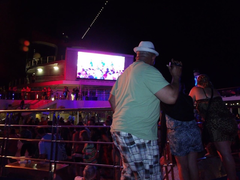 Carnival Valor Features and Amenities
