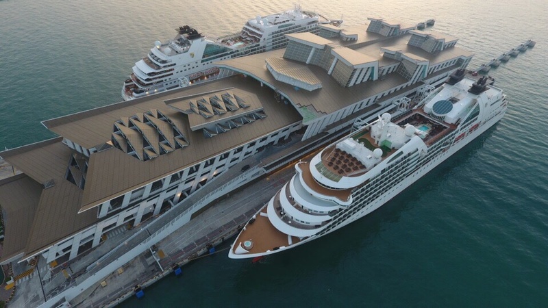 Seabourn Encore - Reviews and Photos