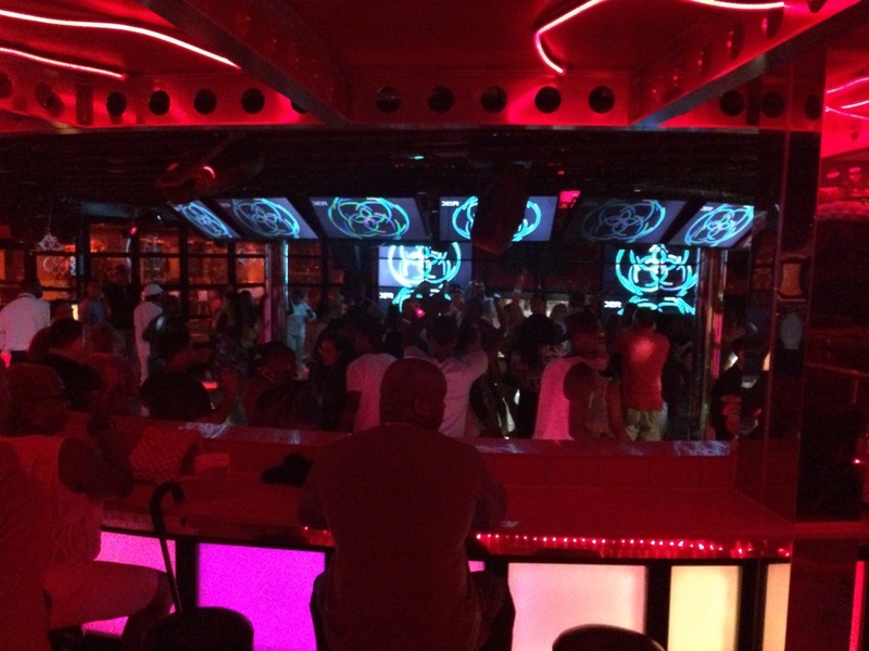 Carnival Splendor Features and Amenities