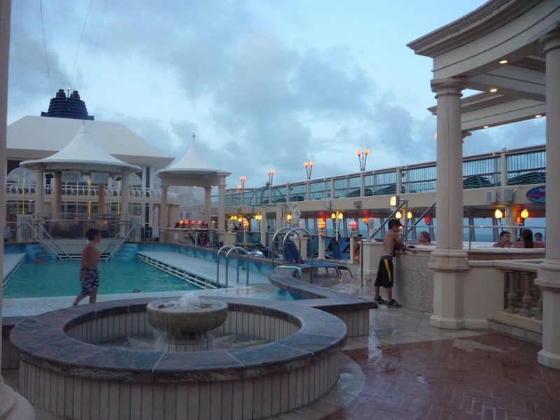 Norwegian Spirit Features and Amenities