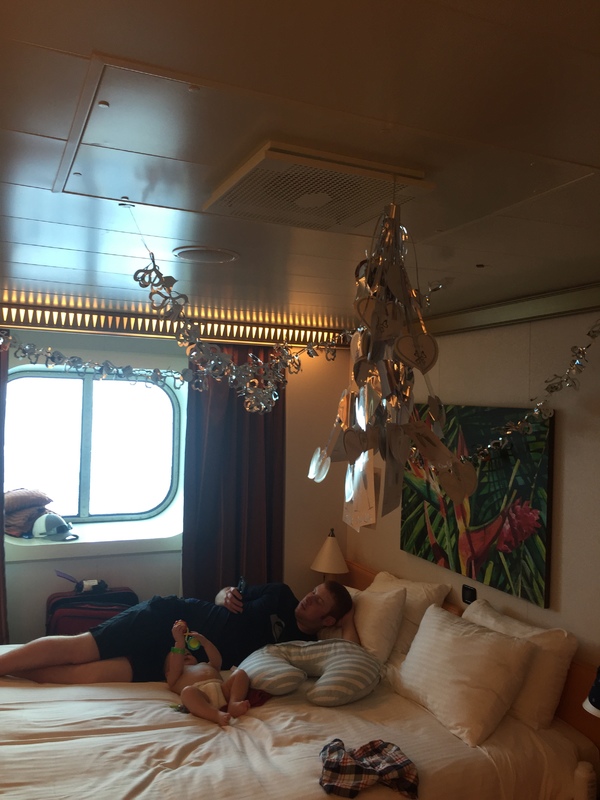 Deluxe Oceanview Stateroom, Cabin Category 6L, Carnival Magic