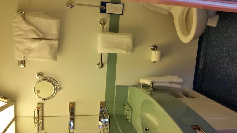 Balcony Cabin 7445 on Carnival Freedom, Category Q9